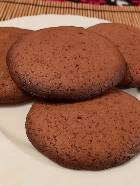 Omlós linzer tészta recept - Paleo receptek mindenkinek - Linzer tészta ...